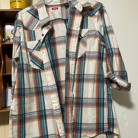 Wrangler | Shirts | Mens Wrangler Button Up | Poshmark